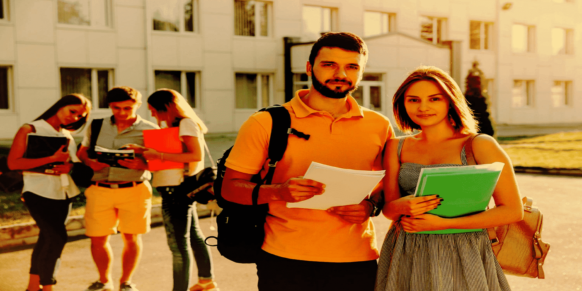 English Essay Writing Help Online - Chat with Expert | The Assignment ...