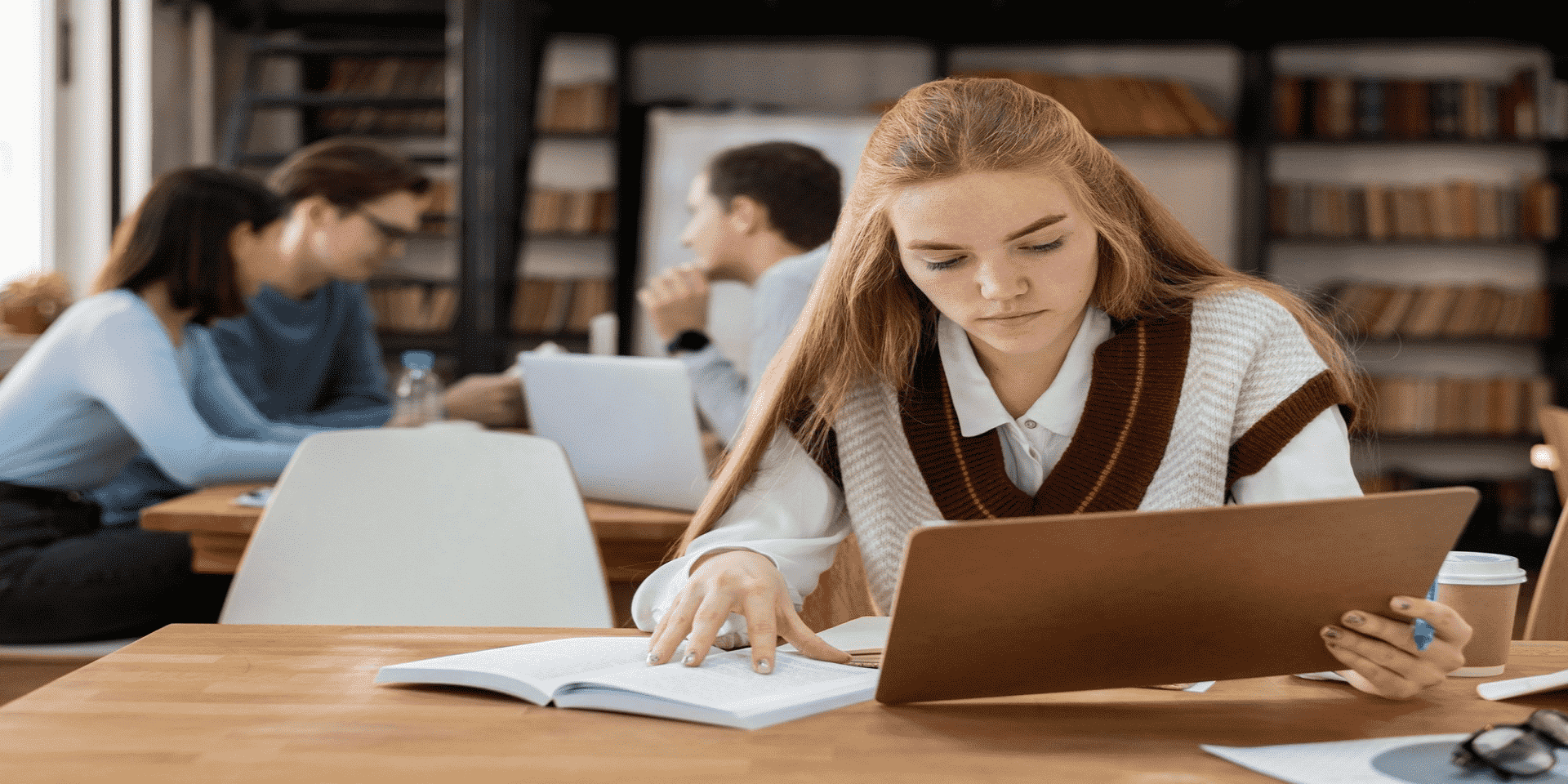 Literature Essay Help Online By Experts | The Assignment Helpline